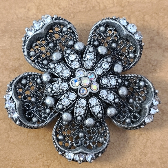 Jewelry | Metal Flower Brooch | Poshmark